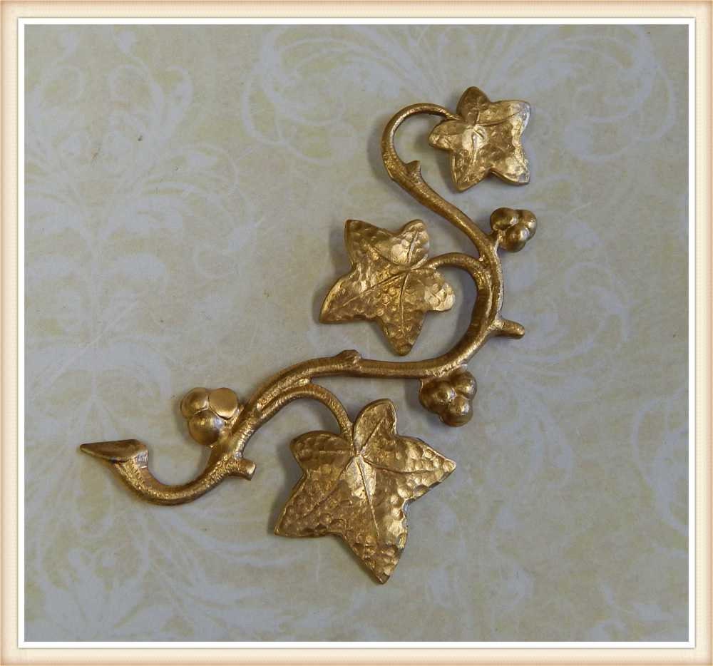 1 pc ivy scroll raw brass floral vine corner stampings | Etsy