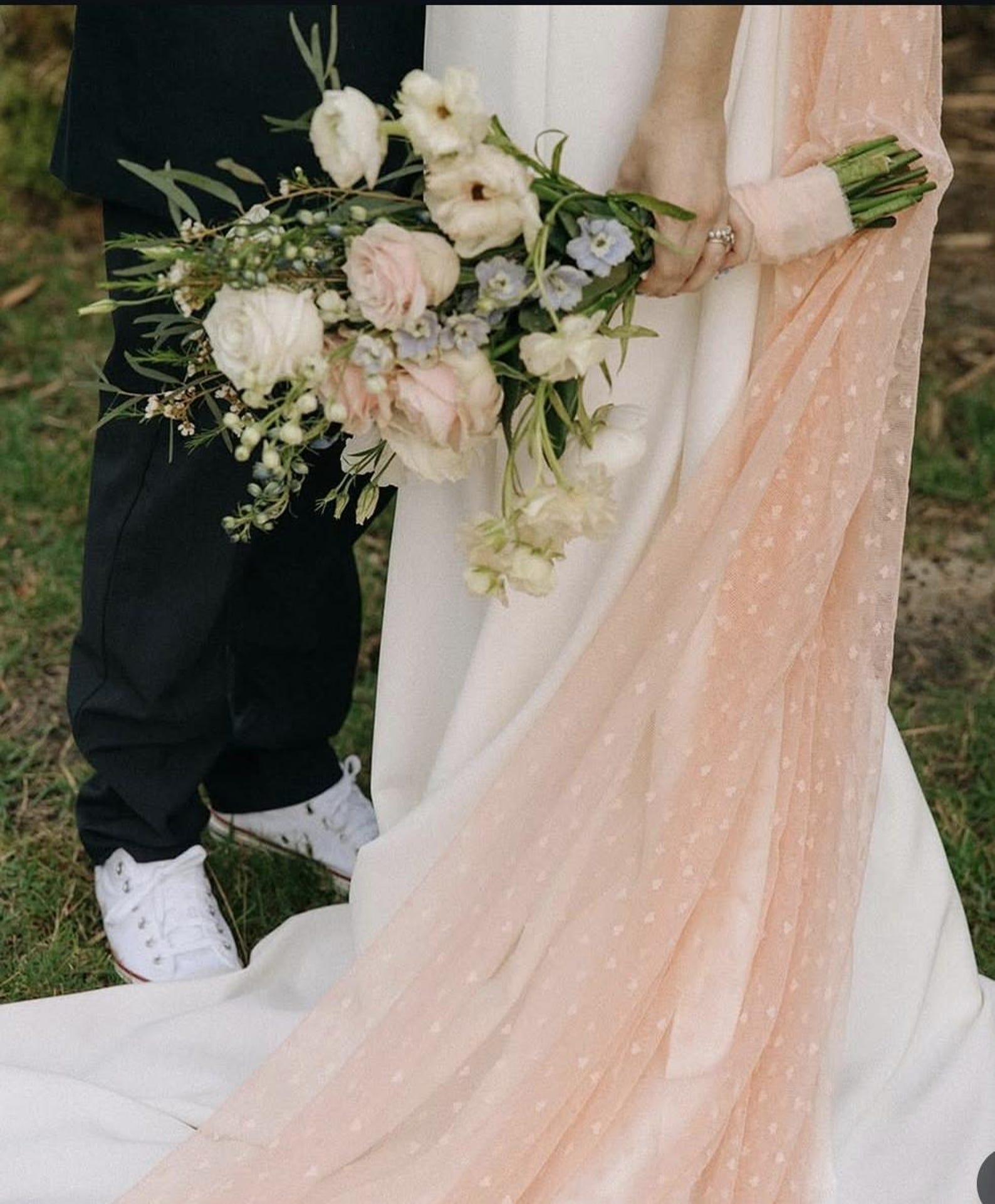 Mini Hearts Veil Bachelorette / Wedding Veil Hearts Tulle Veil in Pink ...
