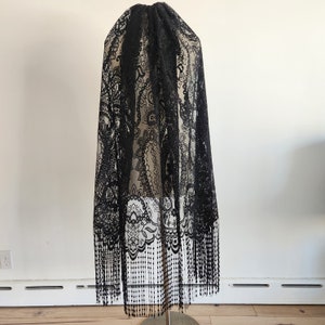 The Rhiannon Vintage Style Lace Wedding Veil in Black - Etsy