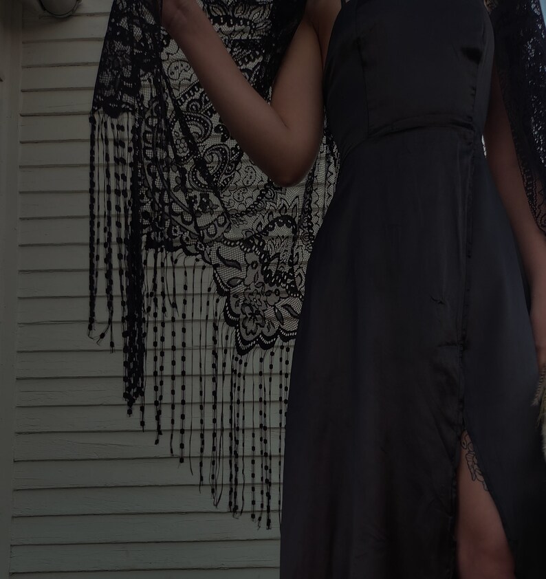 The Rhiannon Vintage Style Lace Wedding Veil in Black - Etsy