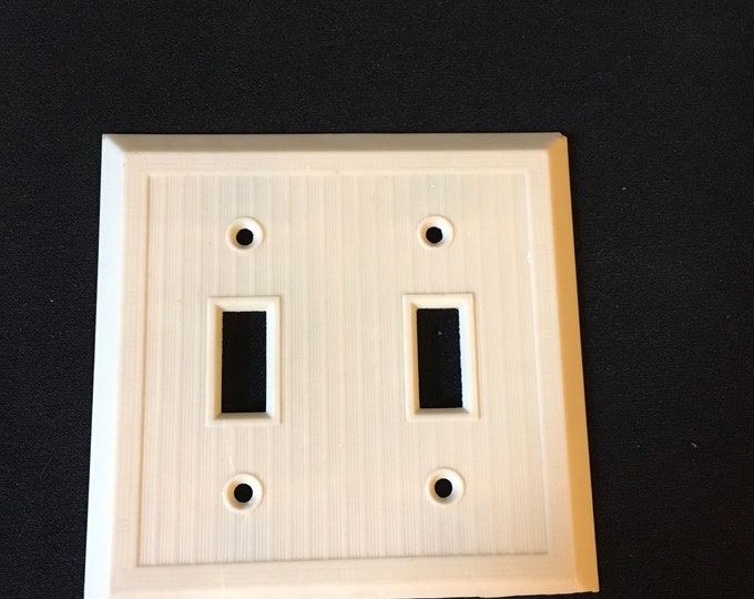 Vintage Bakelite Switch Plate Cover / Fine Ribbed White Ivory Cream ...