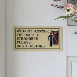 Small Do Not Open Door Sign | No Soliciting Sign | Do Not Disturb Sign ...
