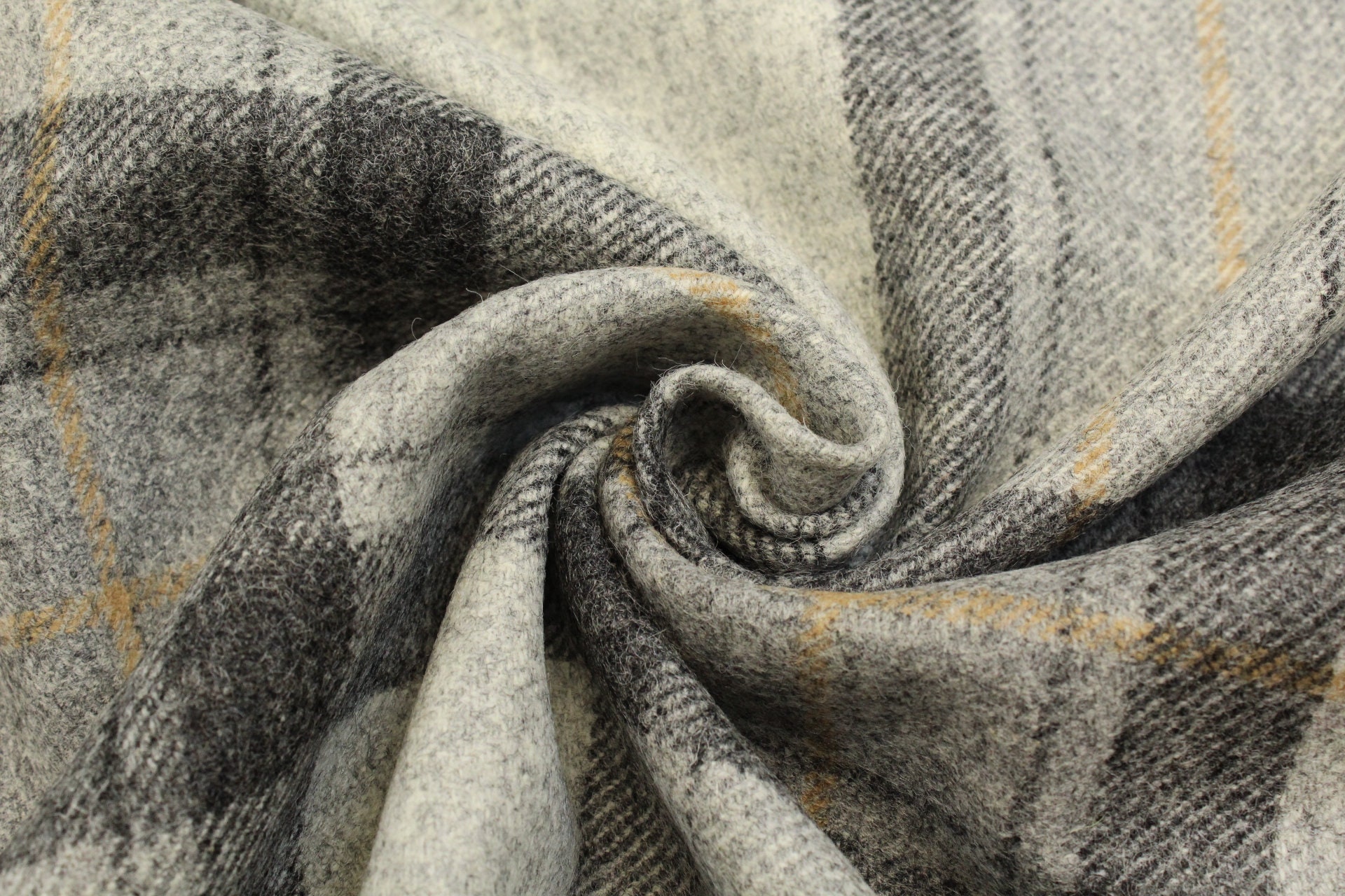 100% Pure New Wool Plaid Tweed Fabric DZ77 - Etsy