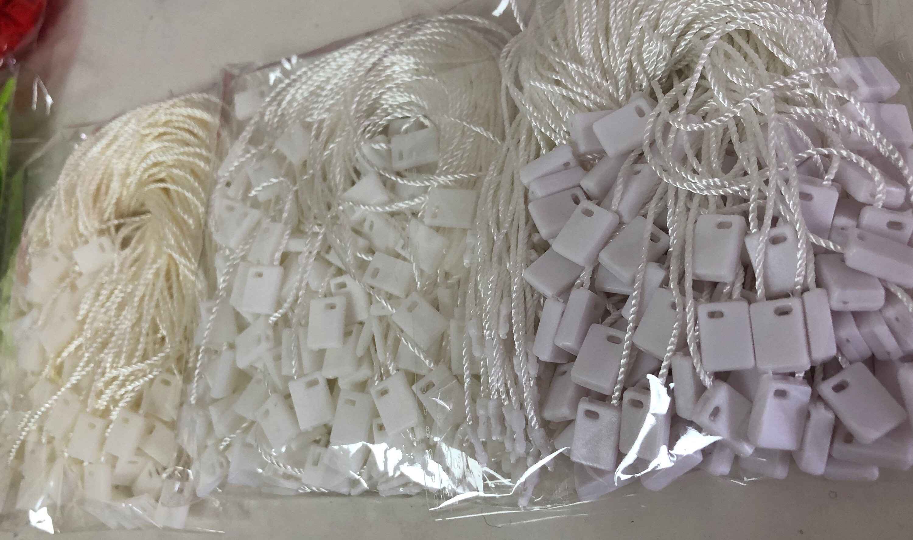 100pcs Poly Nylon Hang Tag String Polyester String Square Snap Lock ...