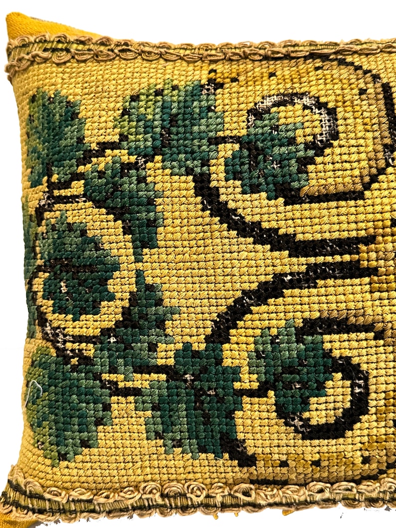 17th Century Italian Needlepoint Pillow - Etsy