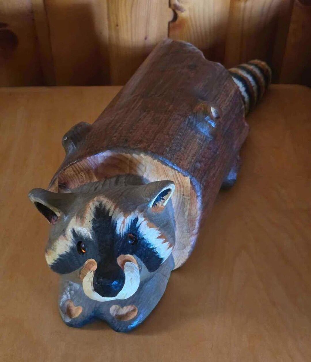 Big Sky Carvers Jeff Fleming Bearfoots Pine Wood Carved Raccoon Log ...