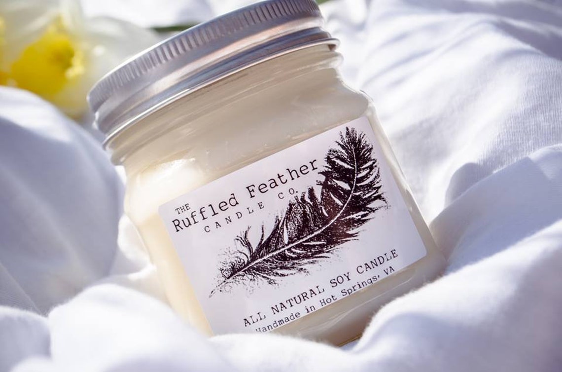 Fresh Linen Soy Candle, All Natural Soy Candle, 10oz, the Ruffled ...