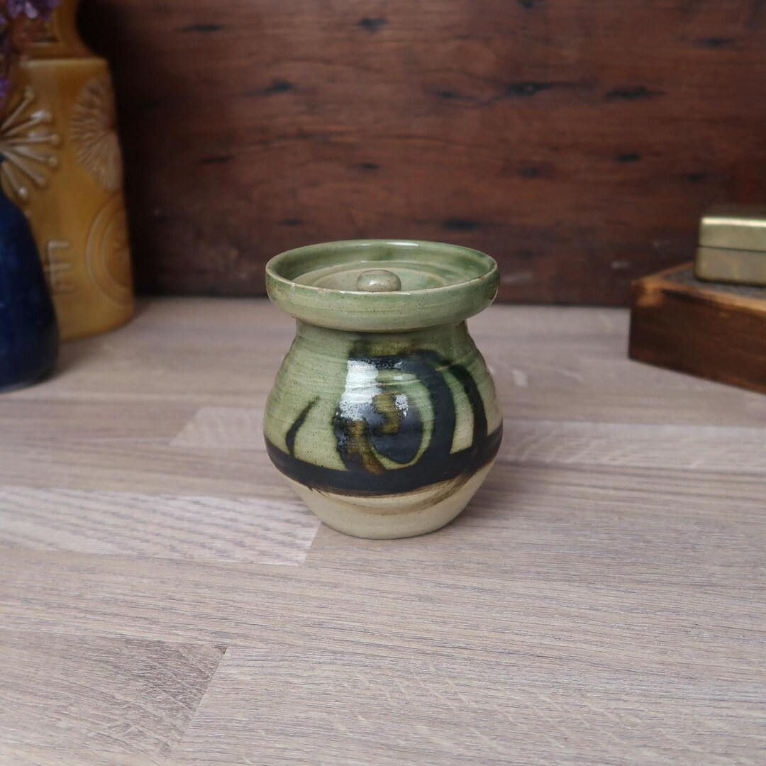 Moffat Pottery Lidded Vase/bud Pot - Etsy