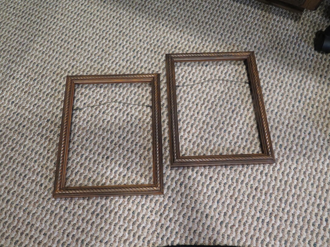 Pair Wood Frames Traditional Carved Style Medium Brown Hold 9 X 12 ...