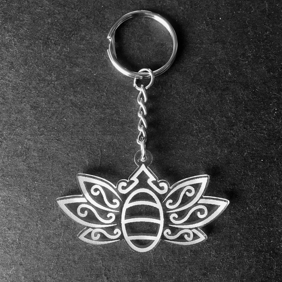 Hallownest Symbol Keychain, Charm, or Necklace || Hollow Knight ...