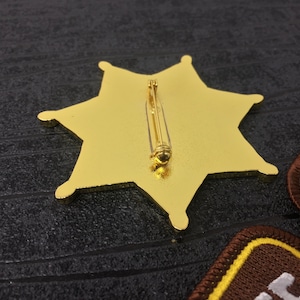 Raccoon City Arklay County R.P.D. Metal Prop Badge and Embroidered Iron ...