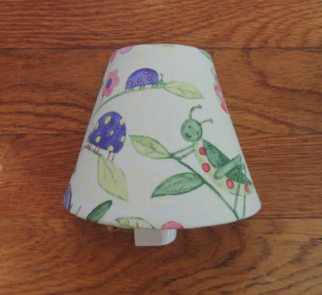 Outdoor Spring Floral Scene Night Light With Shade and on & off Switch ...