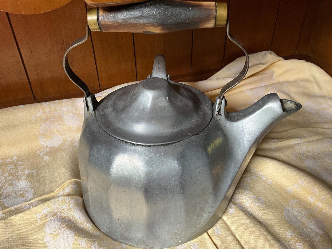 Large Aluminum Tea Kettle, Colonial Tea Kettle, Wagner Ware, Vintage ...