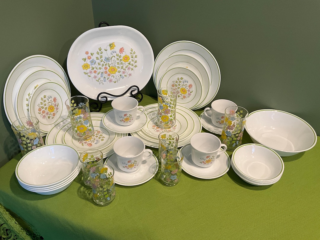 Vintage Corelle by Corning Ware Dinnerware Dishes, Service for Four ...