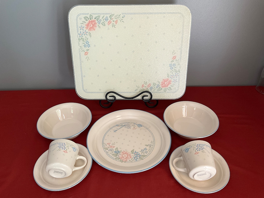 Vintage Corelle by Corning Ware Dinnerware Dishes,and Cutting Board ...