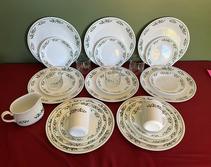 Corelle, HAPPY HOLIDAYS Dinnerware, Place Settings for Eight, Christmas ...