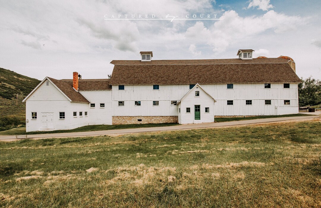 White Barn Digital Download - Rustic Farmhouse Decor - Americana ...