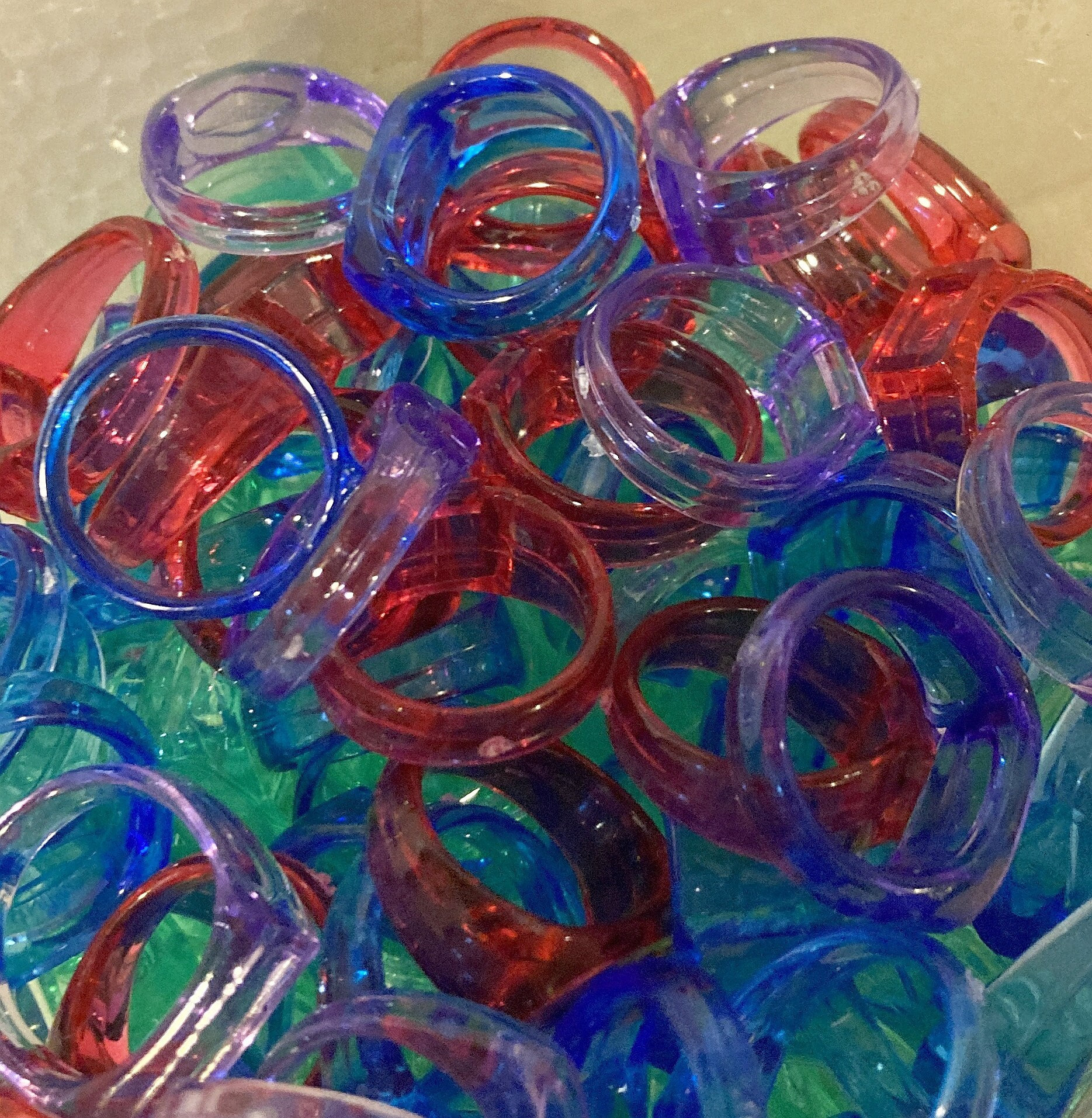 Vintage Toy Rings Lot of 60 Pieces Gum Ball Machine Plastic Kid's ...