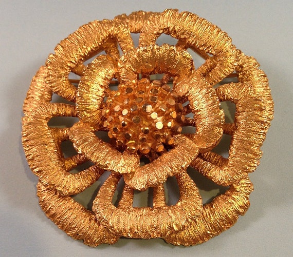Beautiful RARE Flower BROOCH vintage CHUNKY pin Pin-U… - Gem