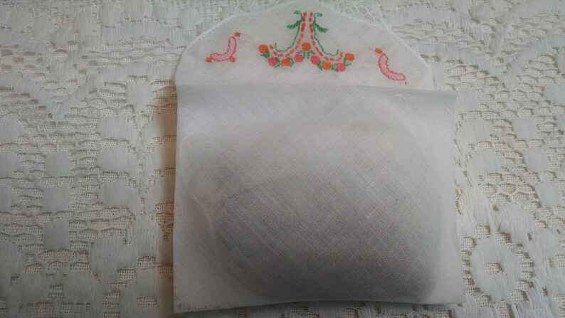 Sweet Vintage Hankie Lavender Sachet Envelope Handkerchief Colorful ...