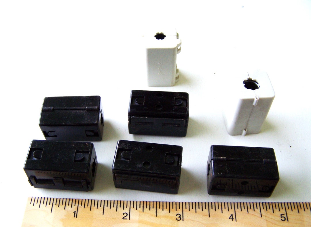 Snap-on Toroidal Ferrite Cores Set of 7 Used, Toroidal Inductor Cores ...