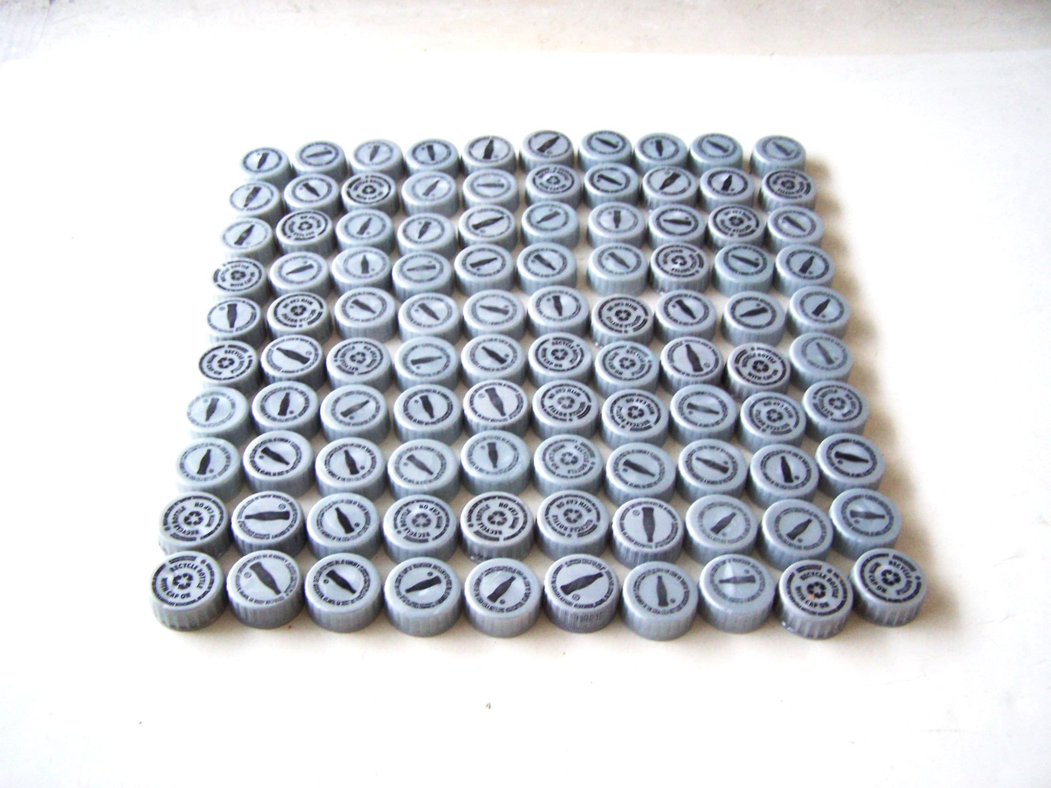 Coca-cola Plastic Bottle Caps Lot of 100 in Silver/grey, Plastic Craft ...
