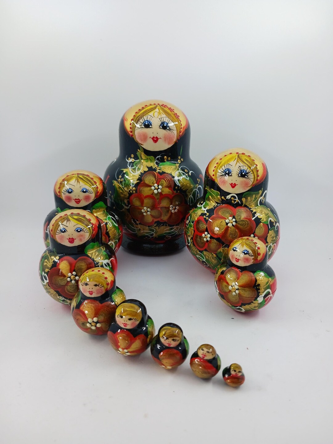 Red Color, Hand Painted, Traditional Nesting Doll, 10 Pieces Doll ...