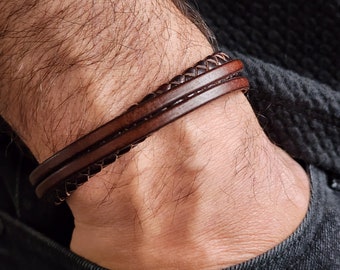 Engraved Men Leather Bracelet Men Personalized Bracelet Fathers Day Gift Etsy