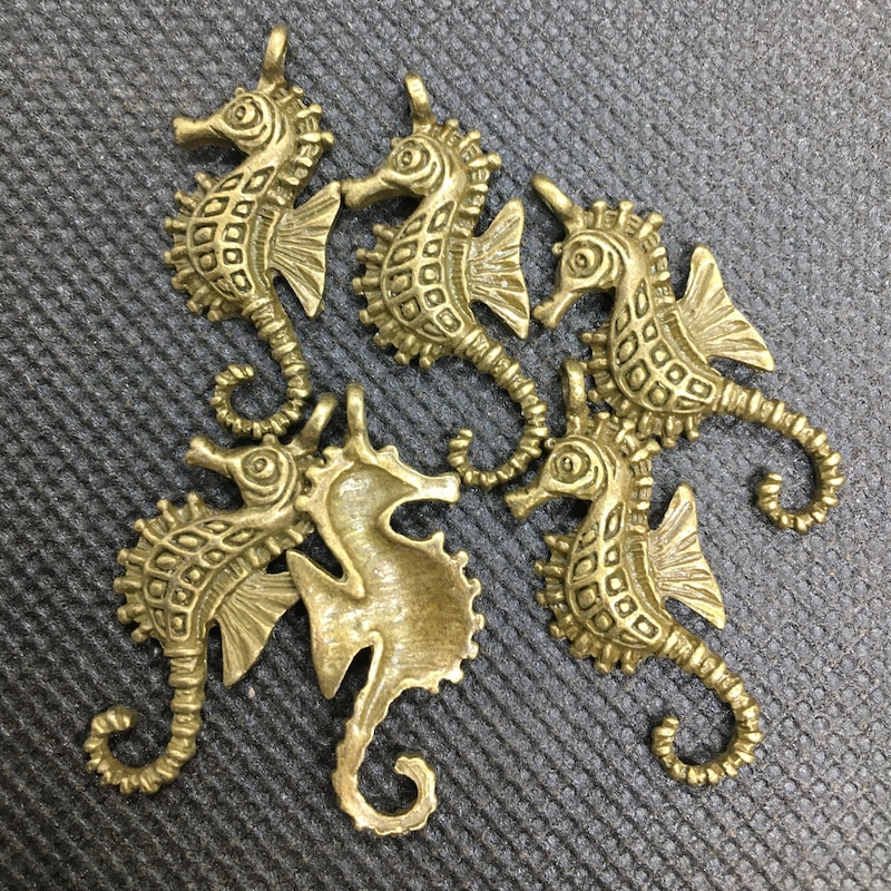 Seahorse Charm - Etsy