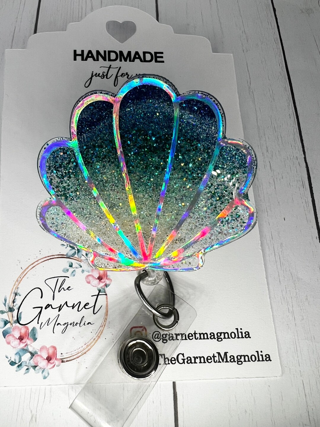 Beach Ombré Teal Shell Clam Ocean Badge Reel | Retractable ID Holder ...