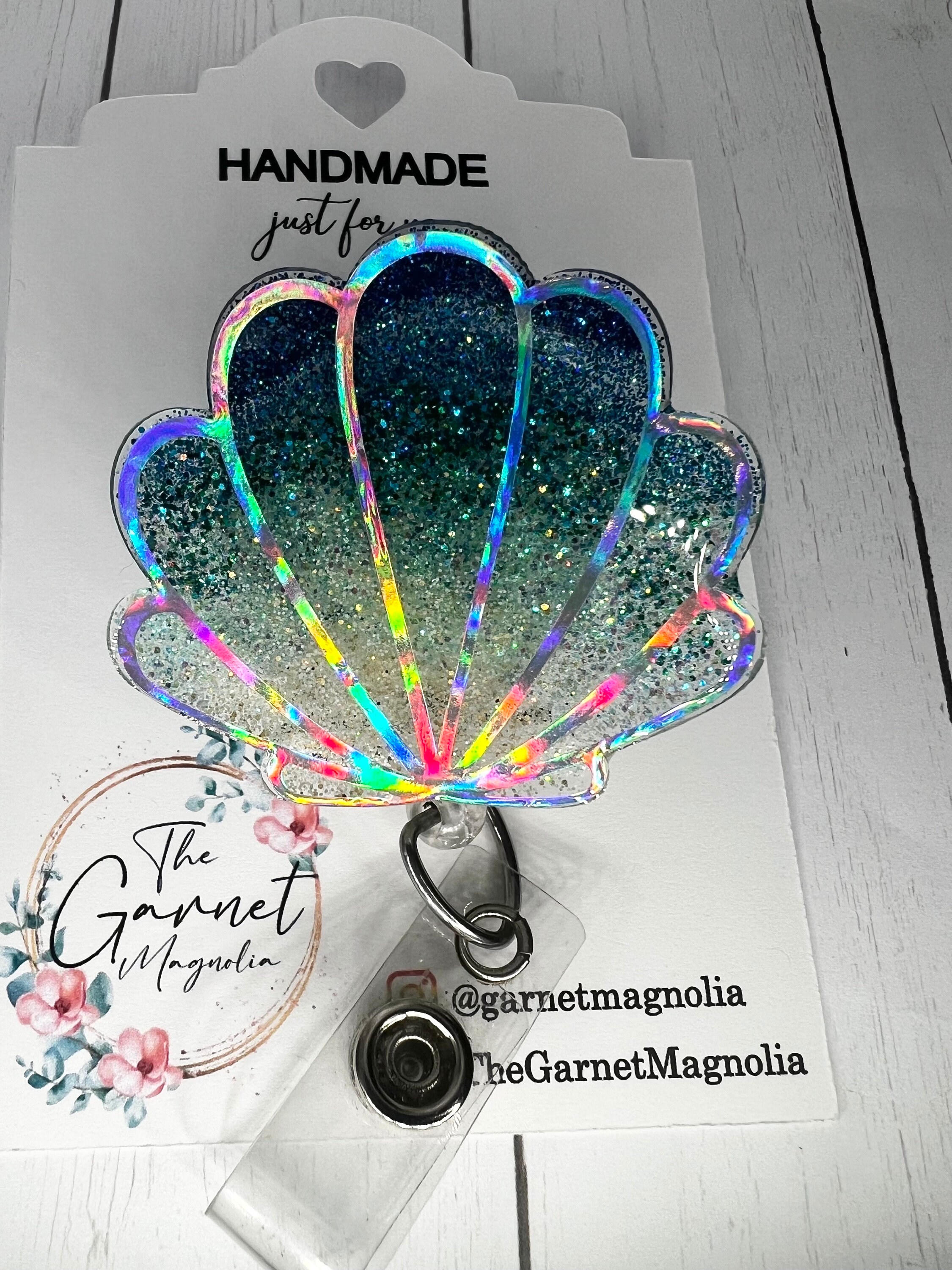 Beach Ombré Teal Shell Clam Ocean Badge Reel | Retractable ID Holder ...