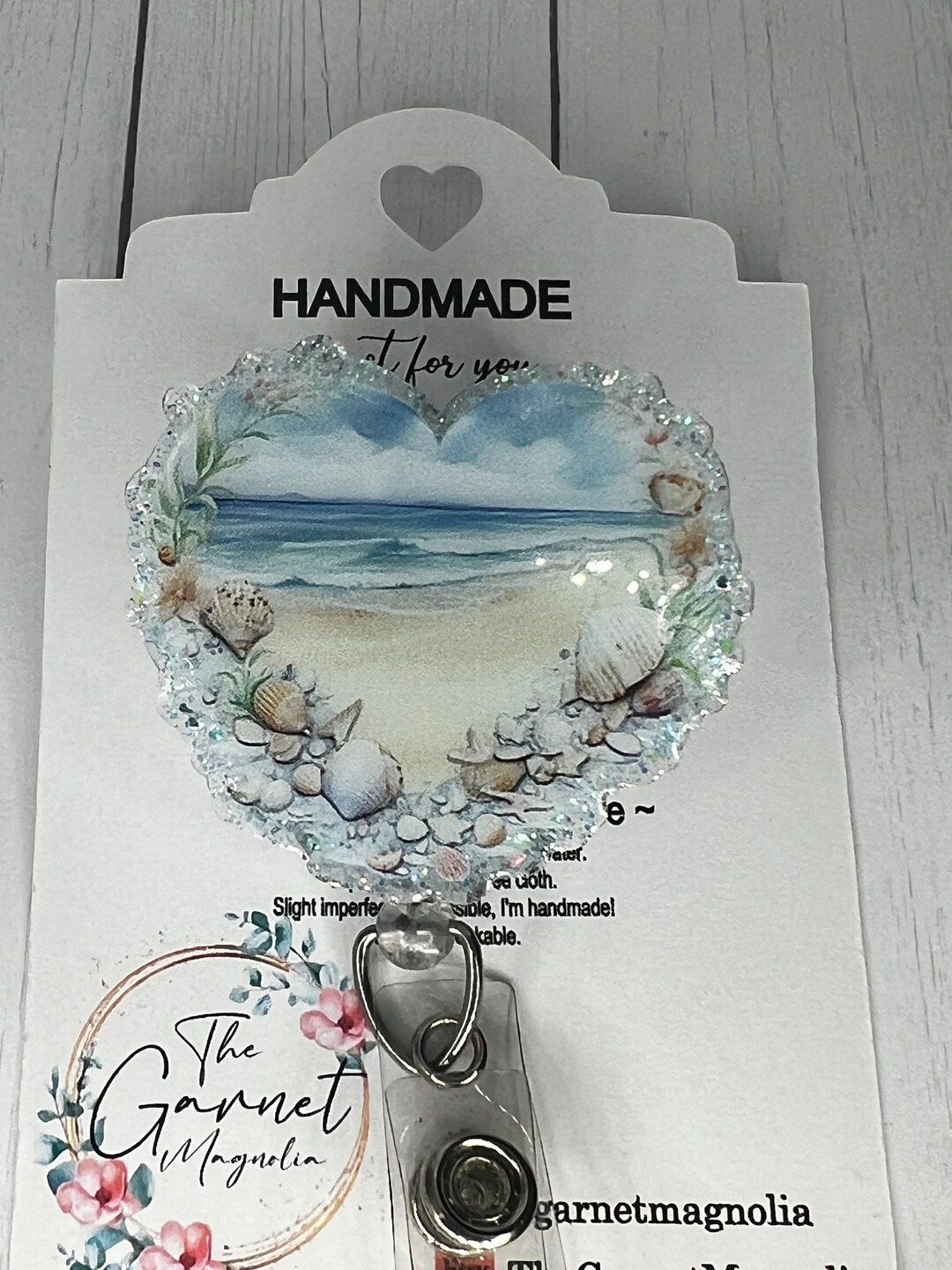Beach Scene Shell Waves Heart Ocean Badge Reel | Retractable ID Holder ...