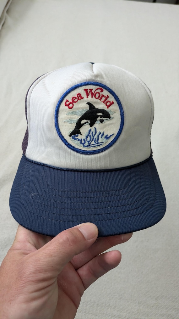 Vintage SeaWorld Trucker Hat - Gem