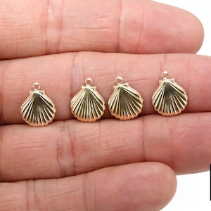 14 K Gold Filled Tiny Scallop Shell Charm, 14 20 Gold Small Seashell ...