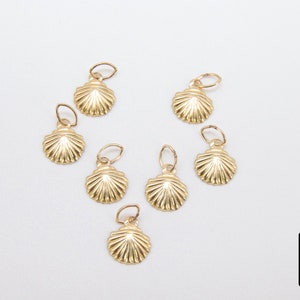 14 K Gold Filled Tiny Scallop Shell Charm, 14 20 Gold Small Seashell ...