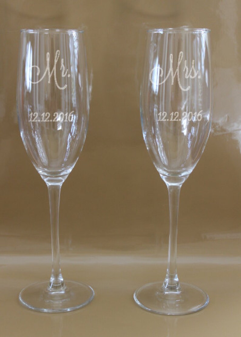 Personalized Etched Wedding Wine Glasses Mr Mrs Custom Etsy