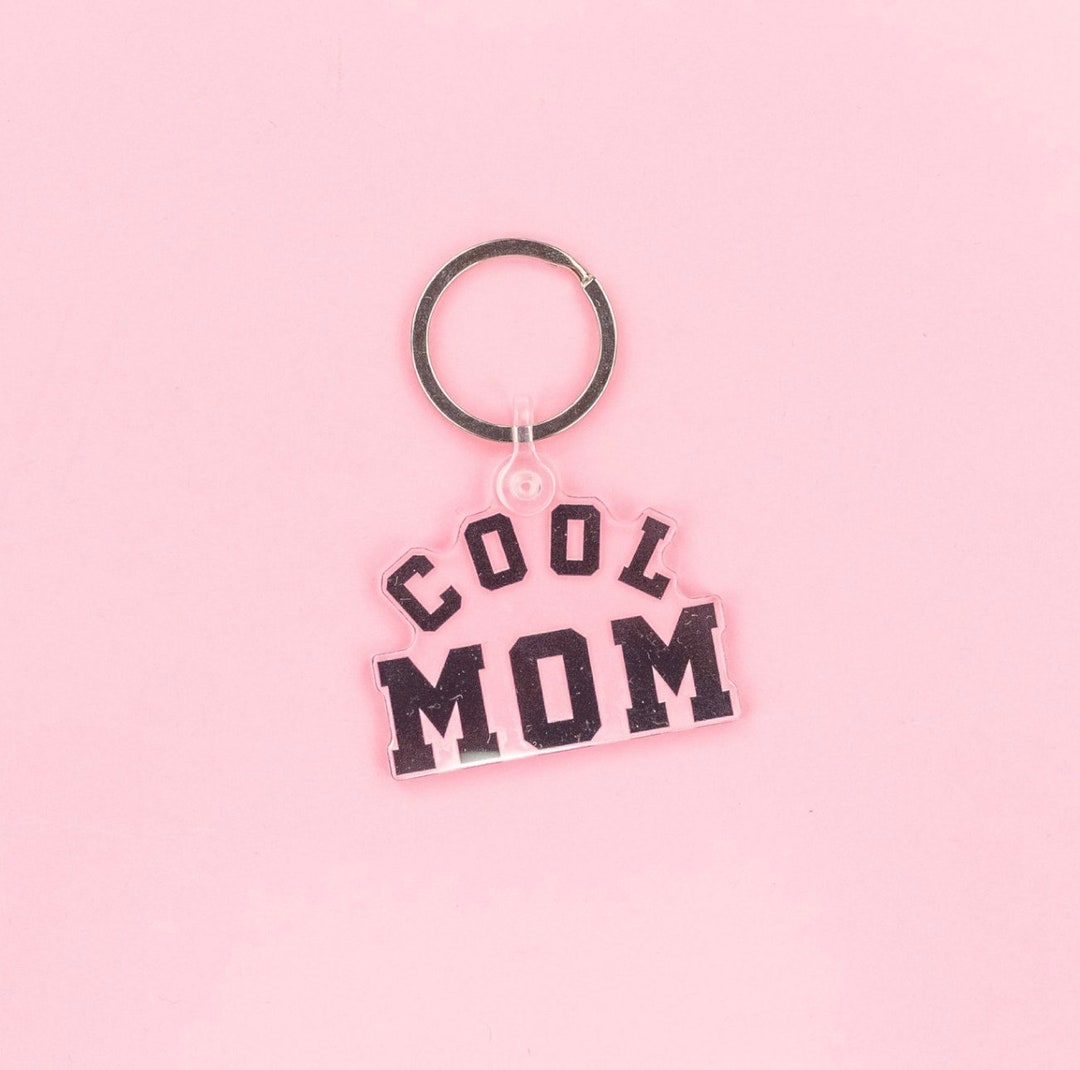 KEYCHAIN - COOL MOM | Moms Are Cool | Retro Keychains | Mom Accessories ...
