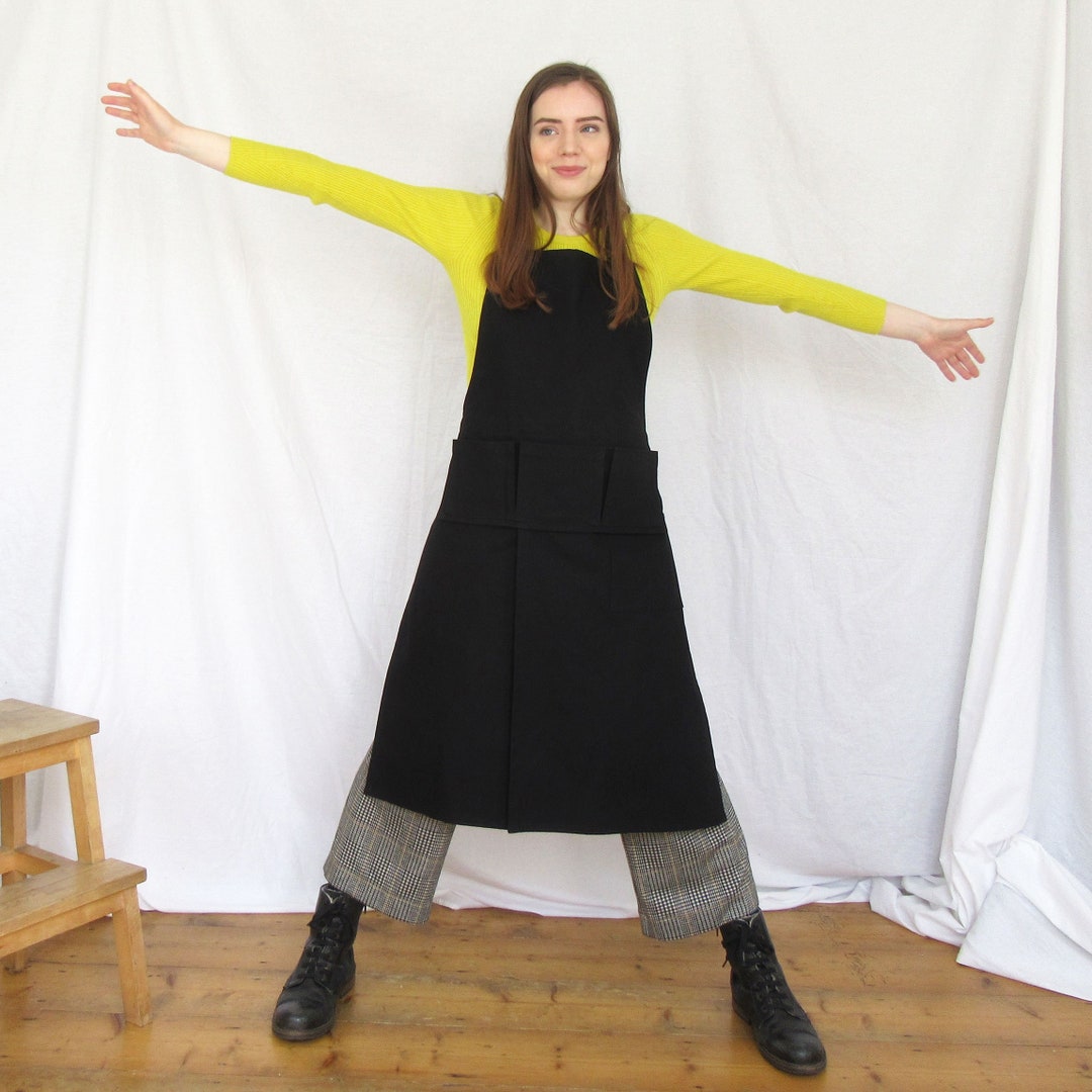 Black Canvas Maker's Apron: Split Leg, Crossback, Cargo Pockets - Etsy
