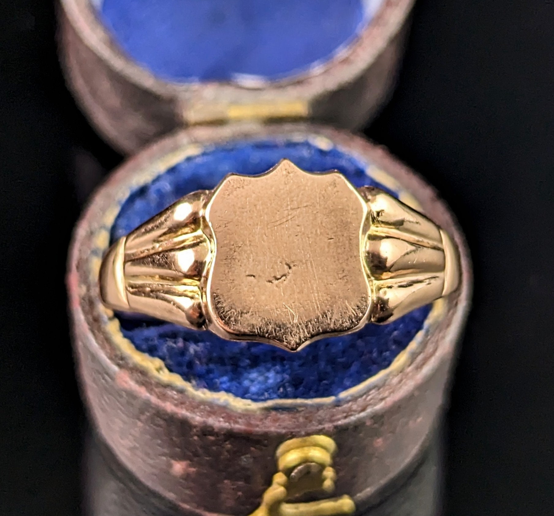 9k Signet Ring - Etsy 9k Signet Ring - Etsy