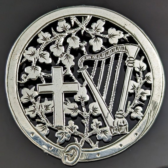 Antique silver Harp and Cross pendant, Victorian - Gem