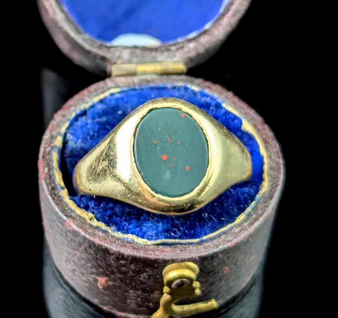 Vintage 9ct Gold Bloodstone Signet Ring, Pinky Ring - Etsy