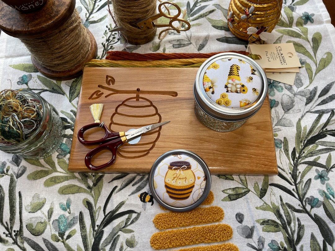 Standard Bundle - BEE BEEHIVE Theme Tray & Ort (thread) Jar - Etsy