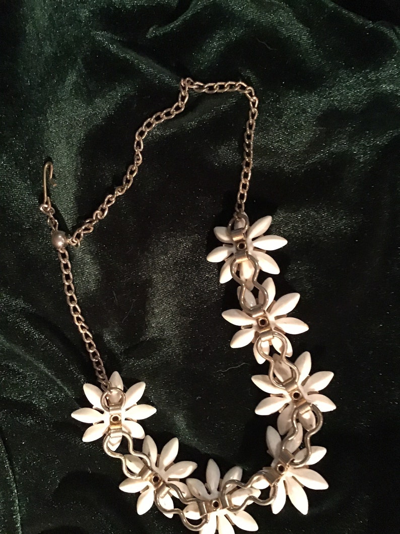 Flowers & Rhinestone Centers Necklace - Etsy