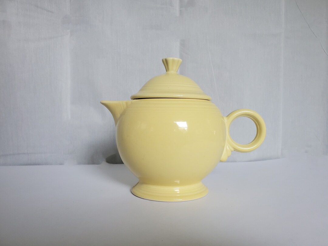 Vintage Fiestaware Teapot/ 1980's Yellow/ 44 Oz Ceramic Teapot/ Art ...