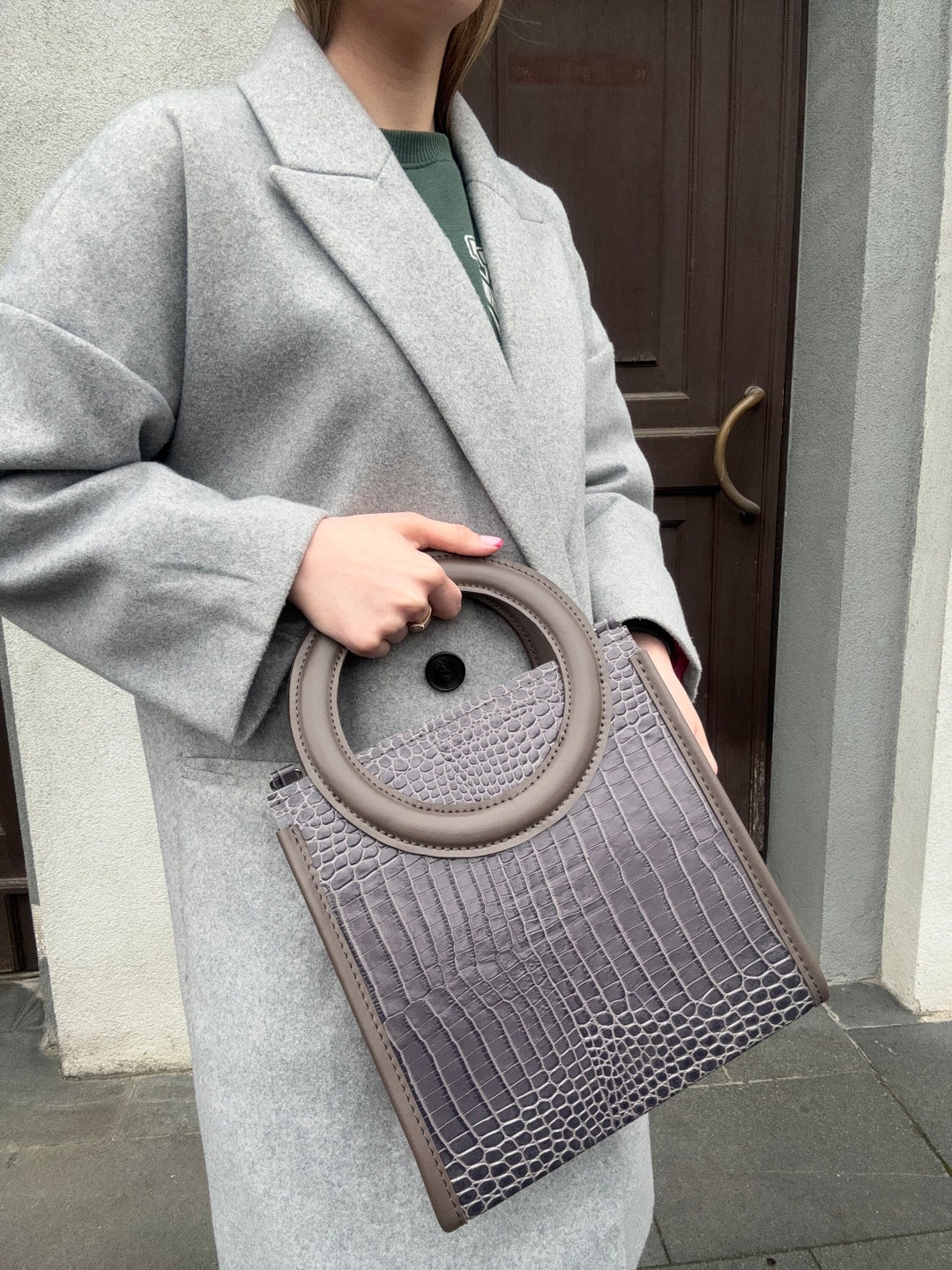 Natural Leather Purse, Round Handle Handbag, City Style Bag, Gift for ...