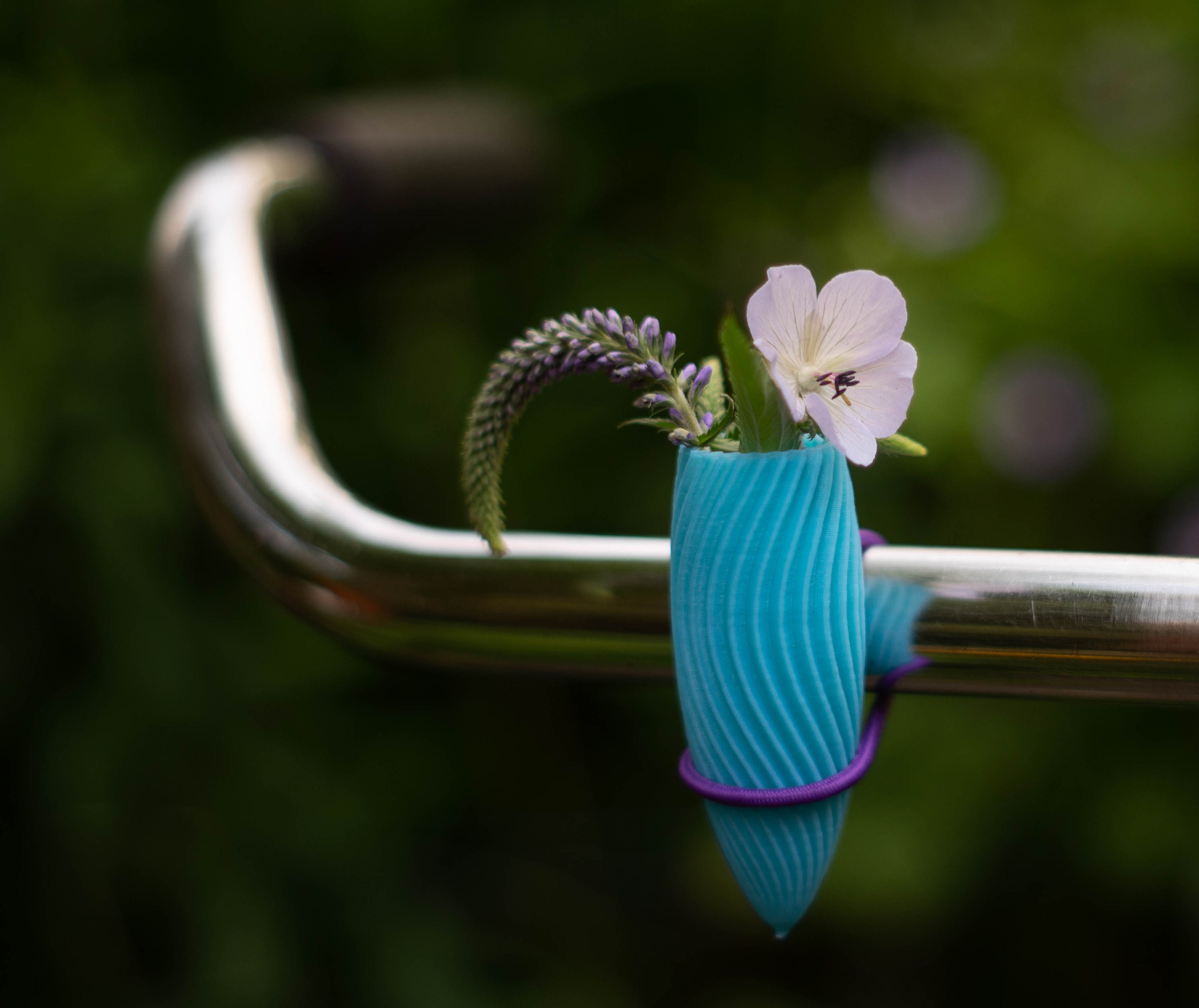 2x spiral bike vase for on your bicycle with colored elastic | Etsy