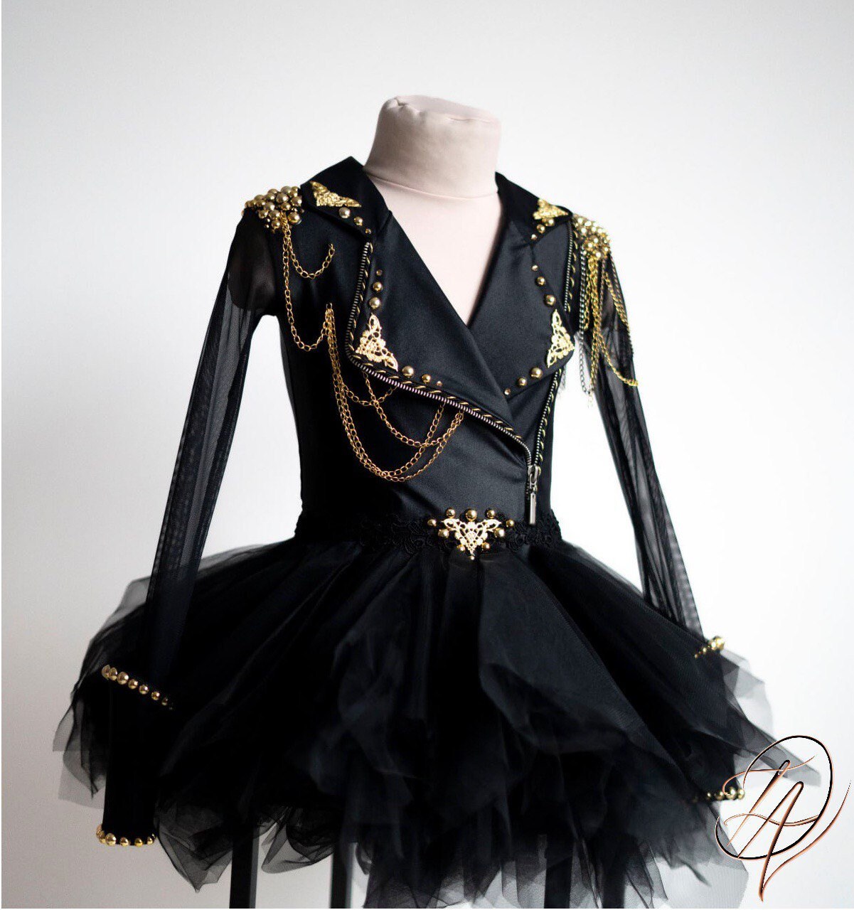 In Stock Black Rock Gold Ice Skating Costume Performance Skating Outfit ...