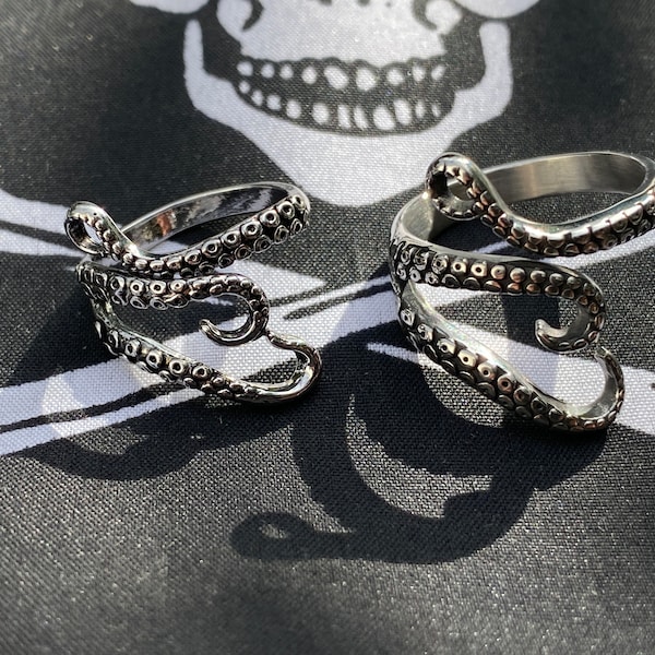 Blackbeard Ring - Etsy