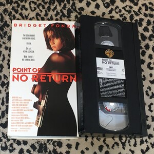 Point of No Return [VHS] 90's Action Bridget Fonda Movie Action Movie ...