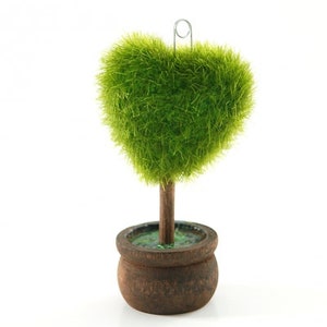 Heart Shaped Topiary Place Card Holder, Wedding Party Favor, Love Heart ...